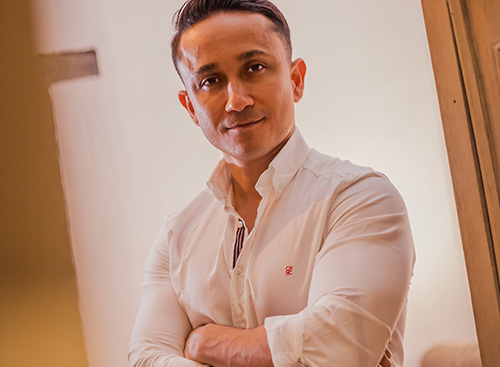 Dr Fabio Daza – Cirugía Plástica y Reconstructiva